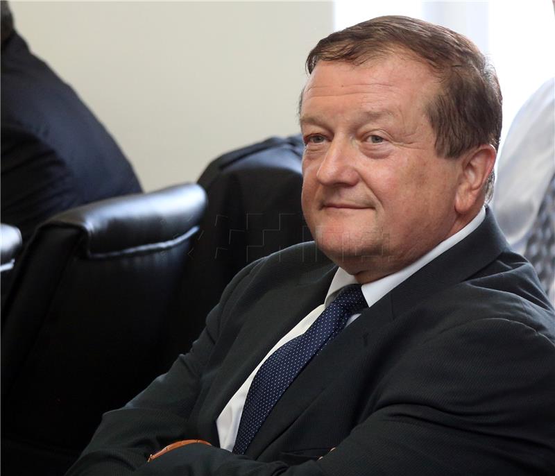 Sve afere Damira Borasa: Sam sebi dodijeljivao novac, tužio studenta ...