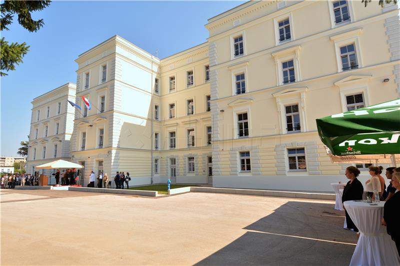 Karlovac – u obnovljenoj vojarni iz 1896. otvoren studentski dom ...