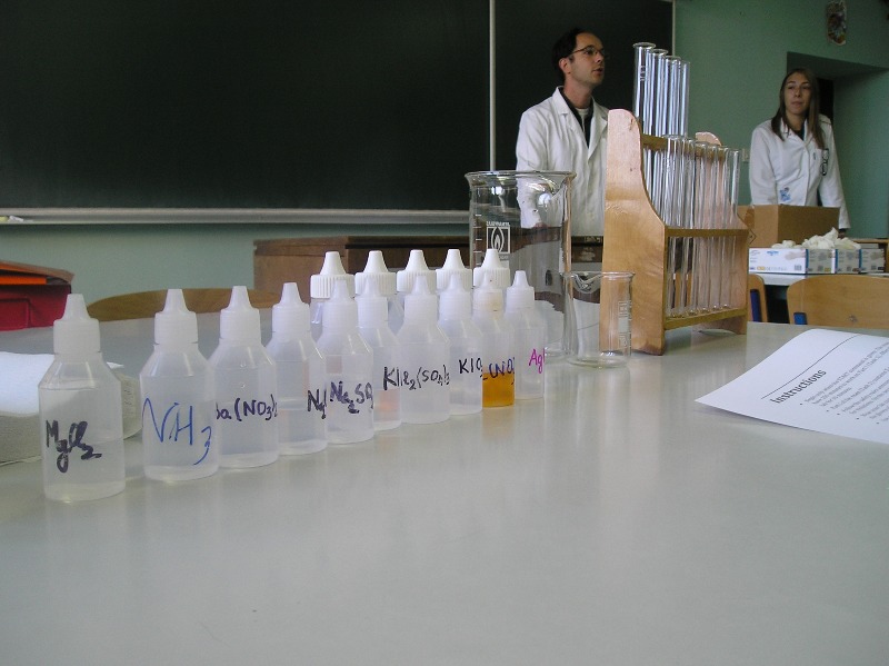 Dr. sc. Tomislav Portada održao kemičarsku radionicu za križevačke ...