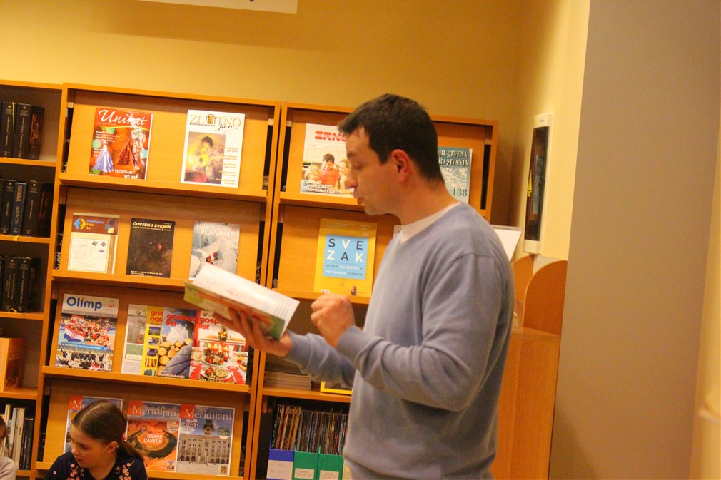 [FOTO/VIDEO] Na međugeneracijskom druženju Boris Kralj predstavio svoje ...