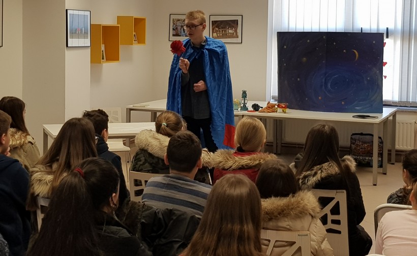 Mladi đurđevački glumac, Leo Filip Kovačić održao scensku kolaž ...