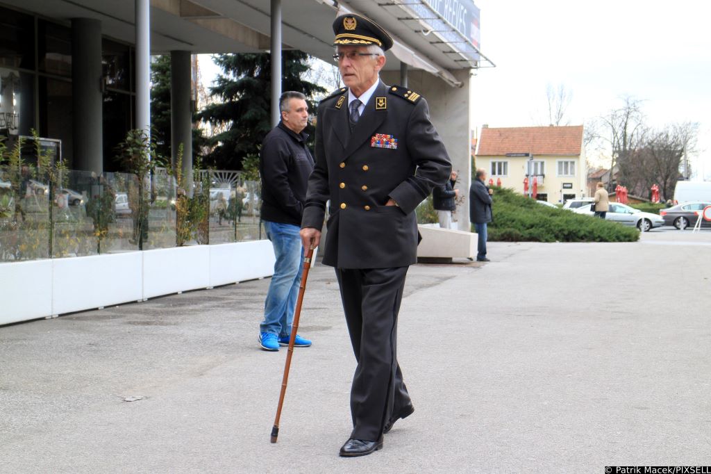 Generali poručili: Zahtjev za pomilovanje sije razdor i podjele u ...