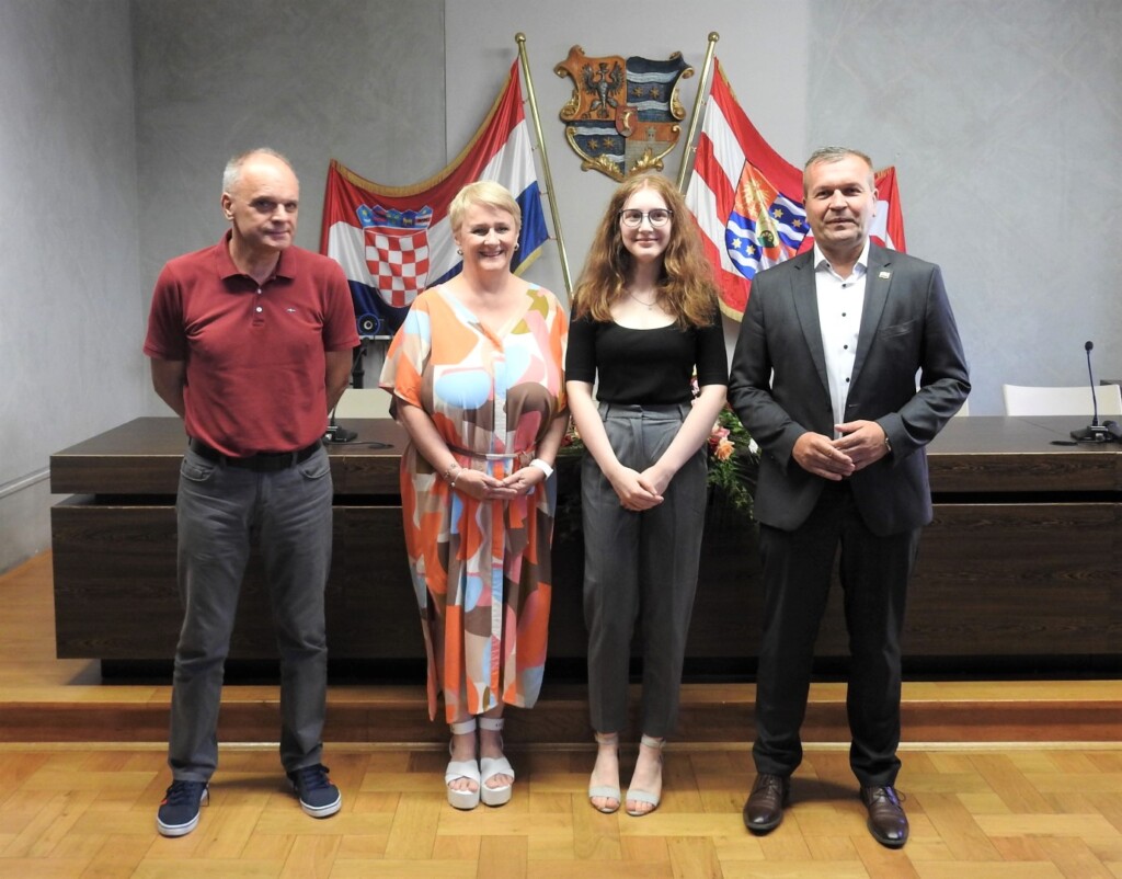 Najmaturantica Varaždinske županije je Amalija Rafaj Škriljevečki ...