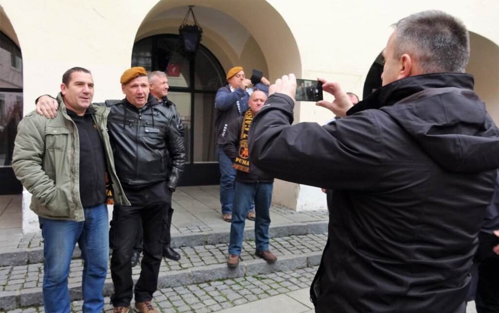 [FOTO] Proslavljena 7. gardijska brigada osnovana prije 30 godina, župan Stričak uručio ...