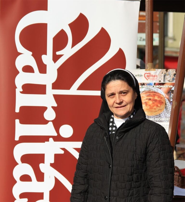 Ravnateljica Caritasa Zagrebačke nadbiskupije i dalje s. Jelena Lončar ...