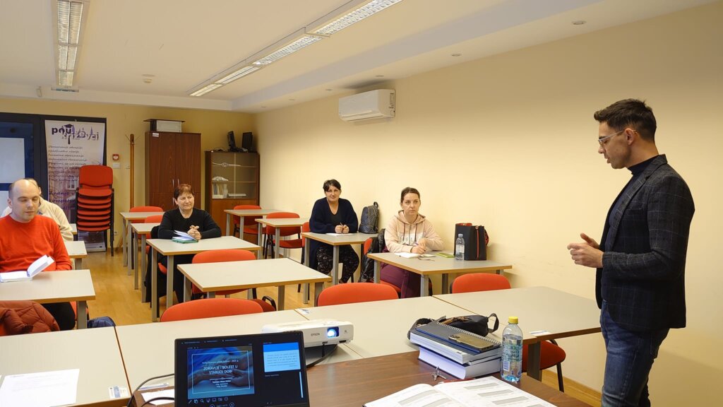 U Križevcima počeo program osposobljavanja za poslove njegovatelja/ice starijih i nemoćnih osoba ...