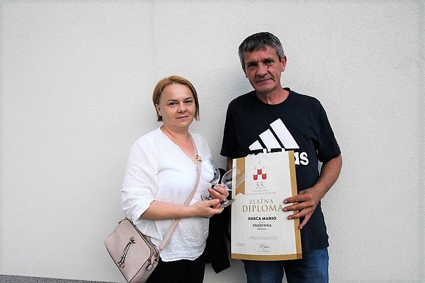 Mario Harča iz Križevaca osvojio zlatnu medalju na 55. Izložbi vina ...