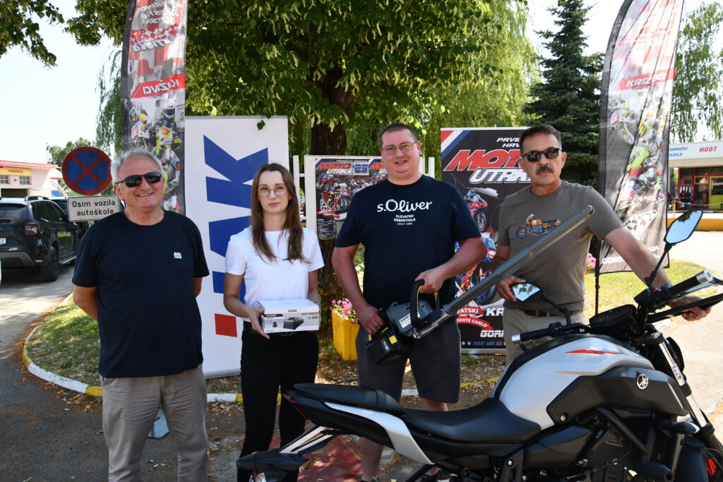[VIDEO] KRIŽEVAČKA MOTO UTRKA Mario Koraš dobio vrijednu nagradu tvrtke ...