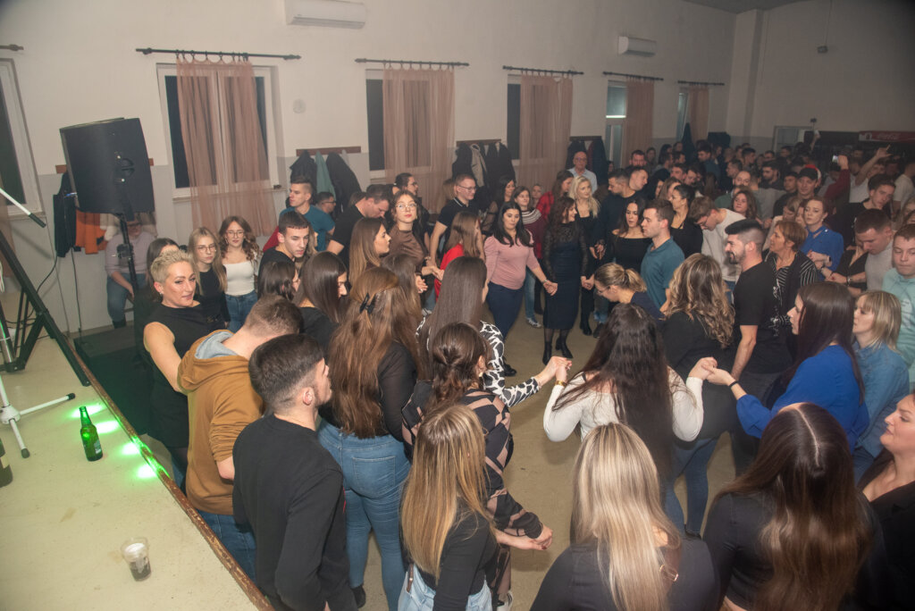 [FOTO/VIDEO] Ledina rasplesala Sveti Petar Čvrstec – Prigorski.hr