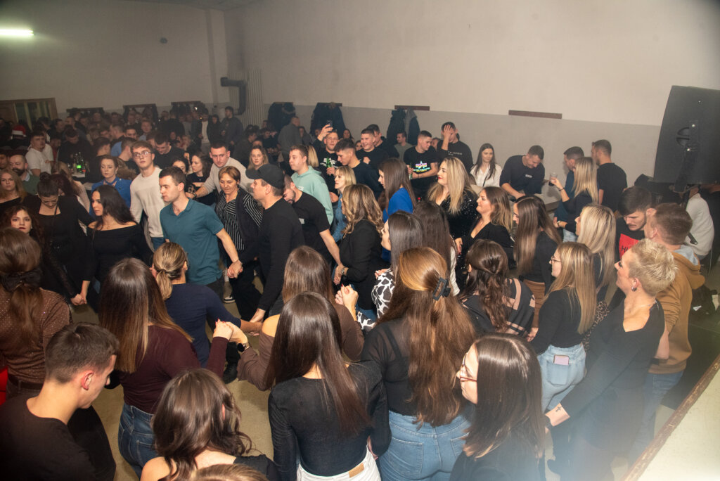 [FOTO/VIDEO] Ledina rasplesala Sveti Petar Čvrstec – Prigorski.hr